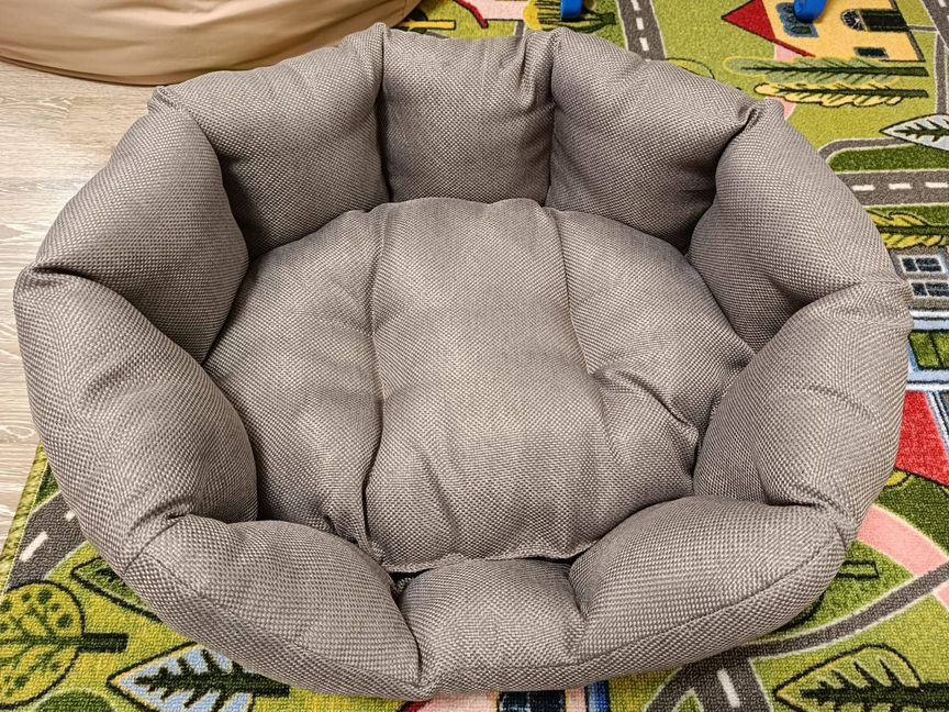 Лежанка для собак новая