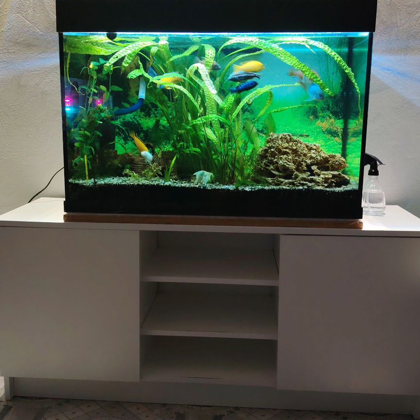 Аквариум с тумбой180 литров