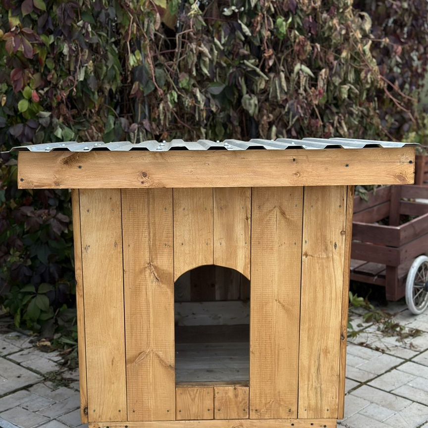 Собачья будка-конура