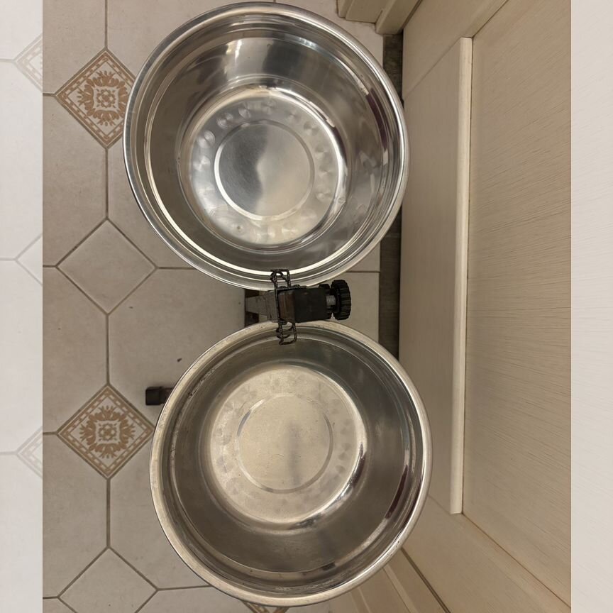 Разборная стойка с мисками для крупной собаки