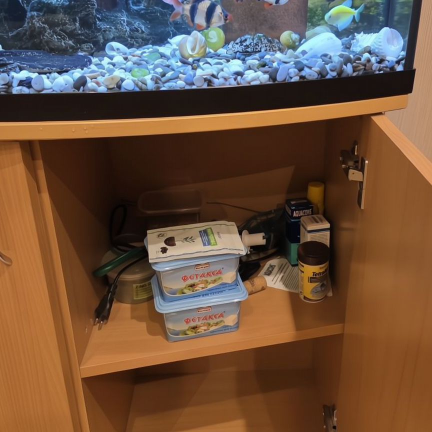 Аквариум с тумбой 100л