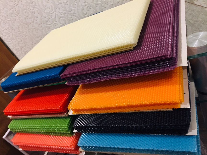 Вощина цветная