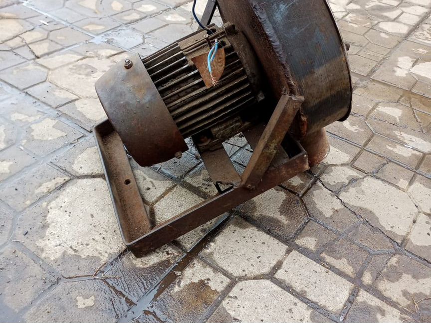 Зернодробилка