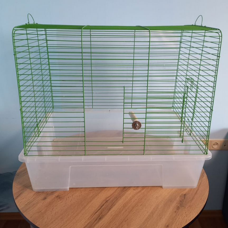 Клетка для попугая большая