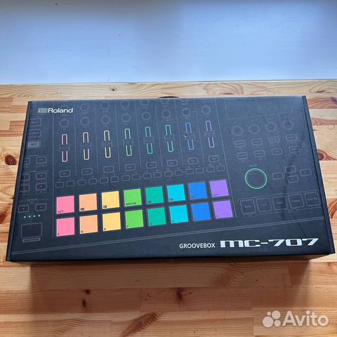 Сэмплер, Грувбокс Roland MC-707 купить в Москве | Хобби и отдых | Авито