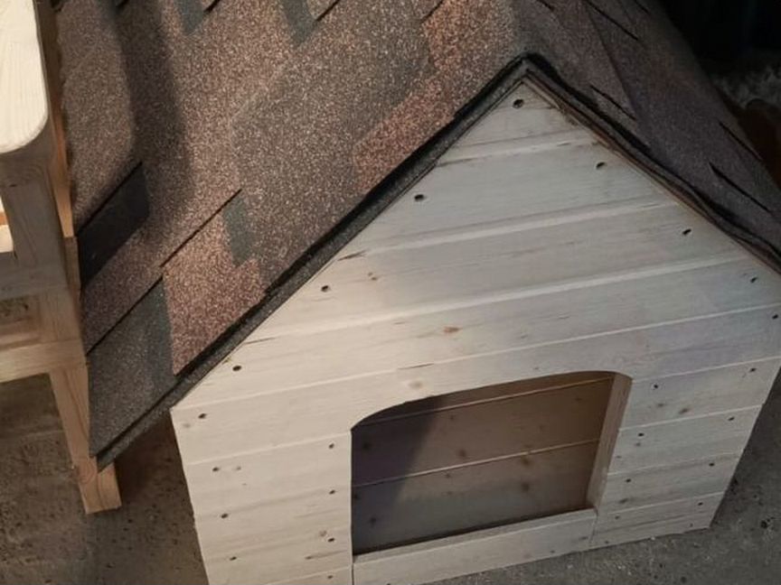 Продаю собачью будку