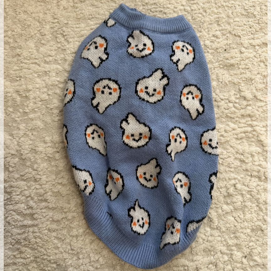 Одежда для маленькой собаки