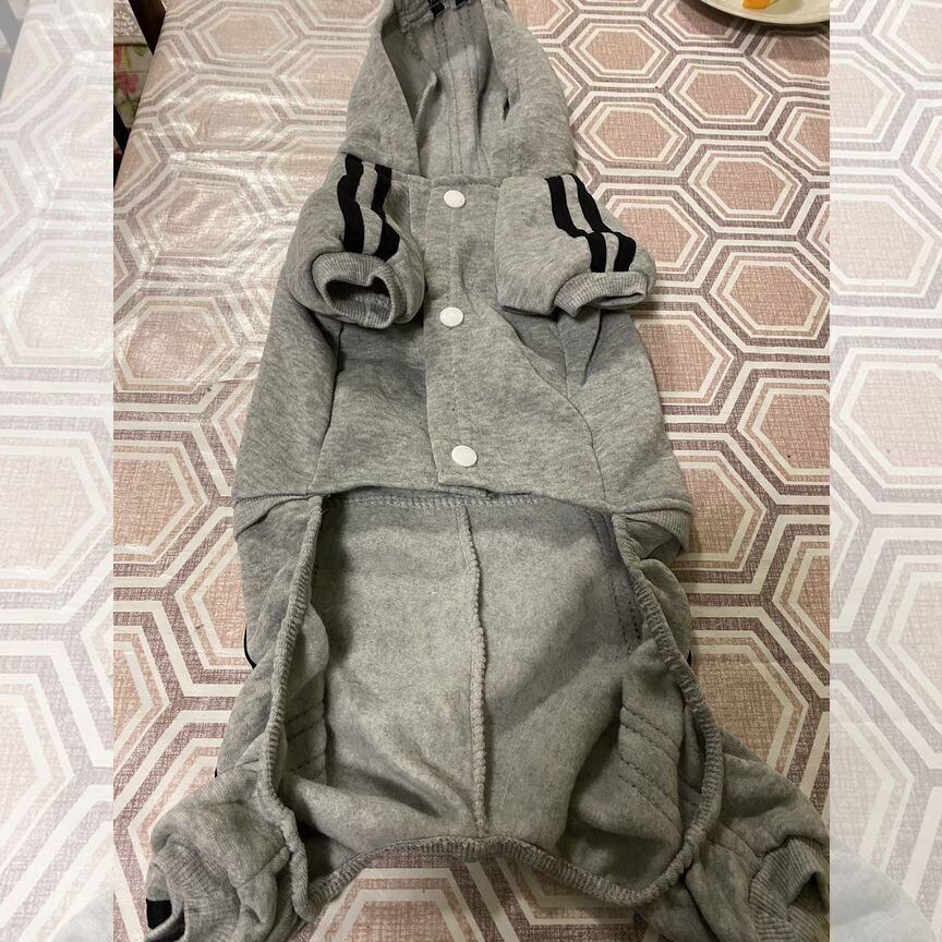 Комбинезон для маленькой собаки