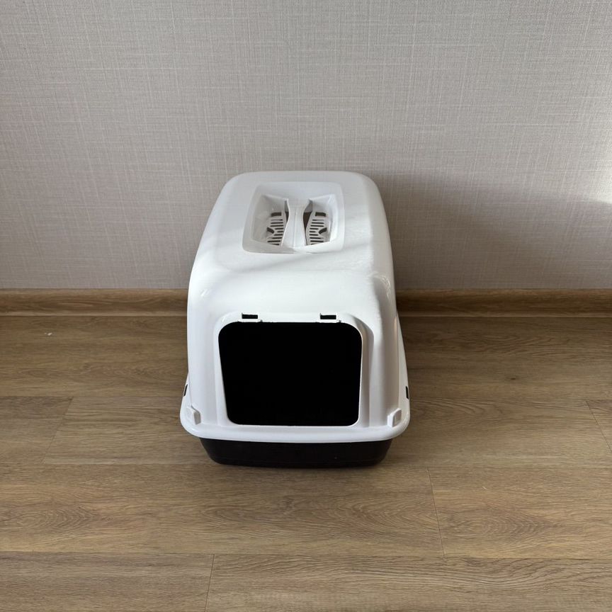 Закрытый лоток для кошек