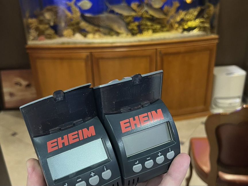 Автоматическая кормушка для рыб