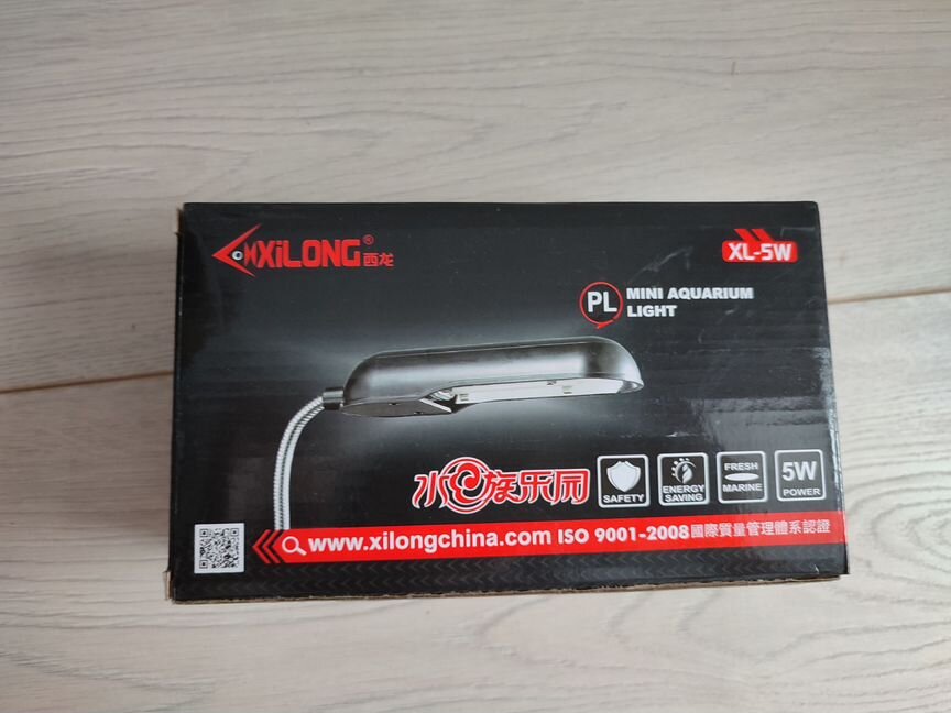 Компактный светильник для аквариума