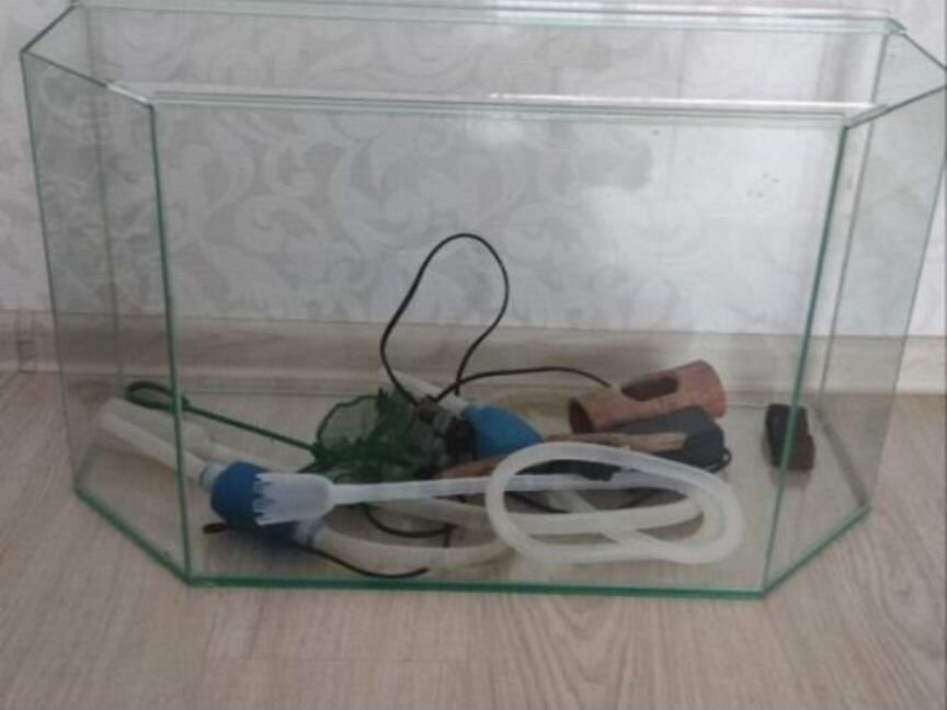 Аквариум 79 литров (отдам просто аквариум)