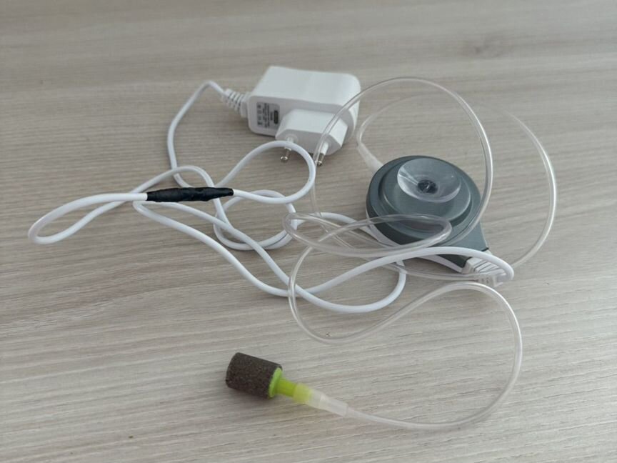 Аквариумный насос аэратор