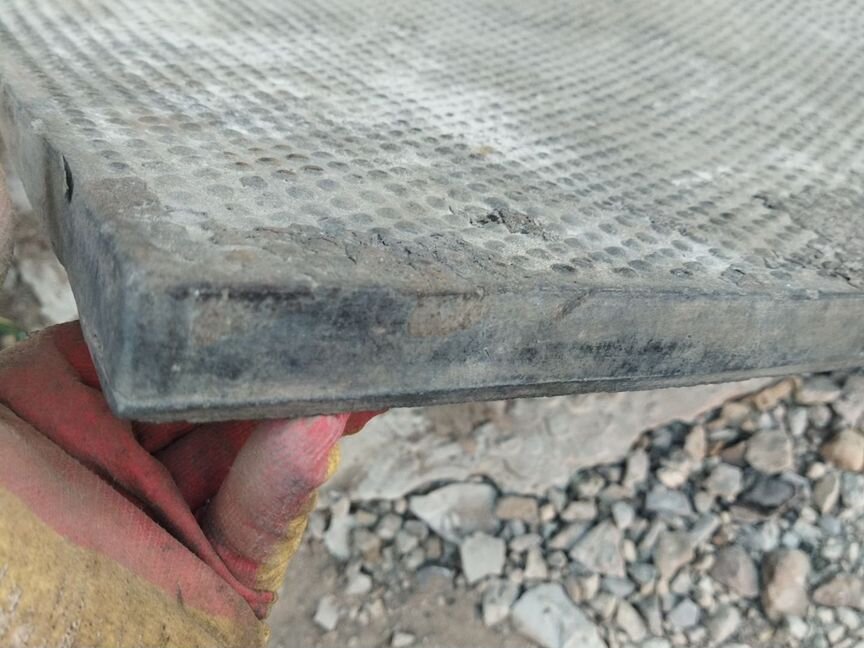 Резиновые маты для крс бу