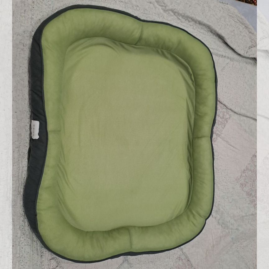 Лежанка для большой собаки. Не пользовалась