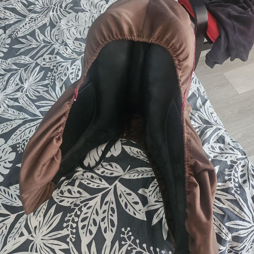 Седло для лошади