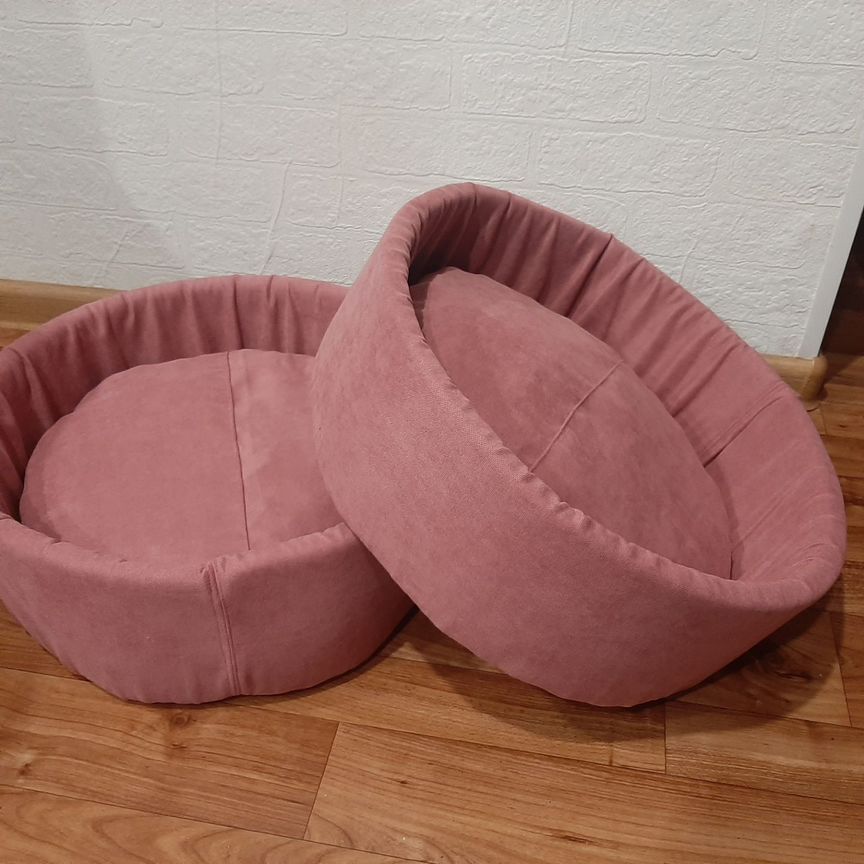 Лежанки для кошек и собак