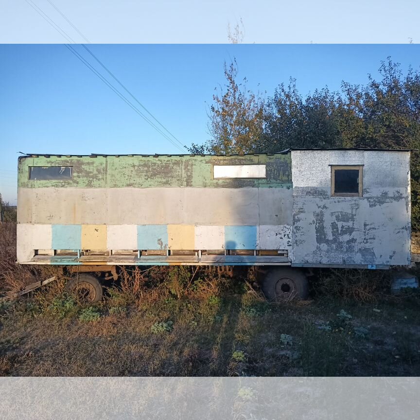 Пчелопавельон с ульями