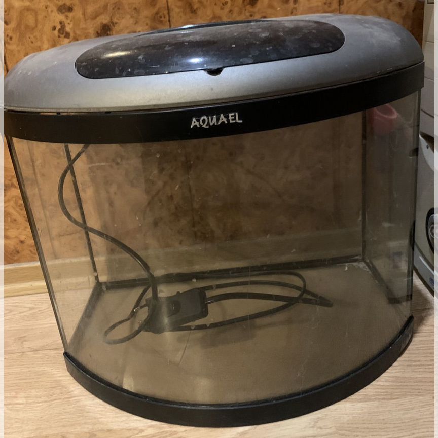 Аквариум для рыбок бу