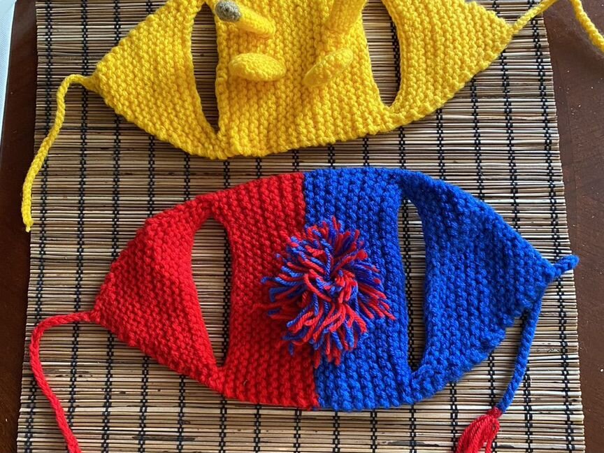 Шапочки вязаные для собак