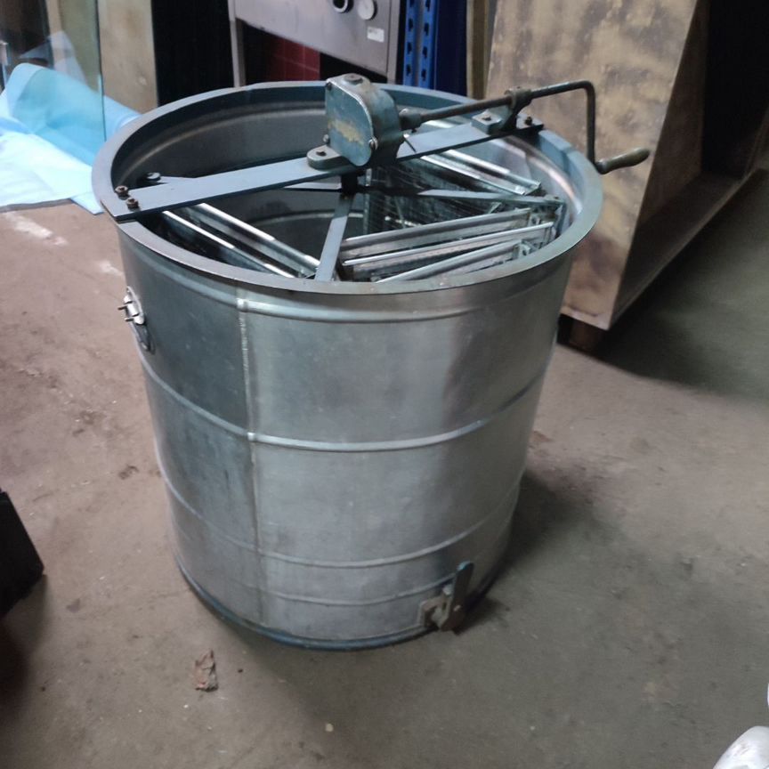 Медогонки 4х рамочные