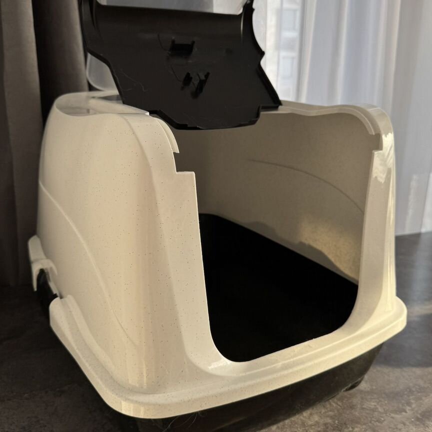 Закрытый лоток для кошек