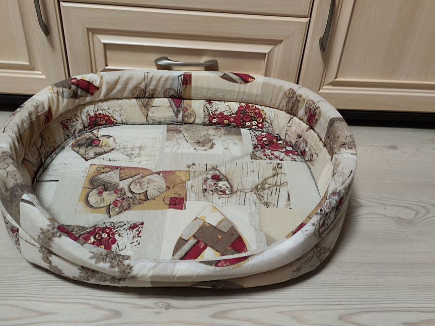 Лежанка для кошек и собак