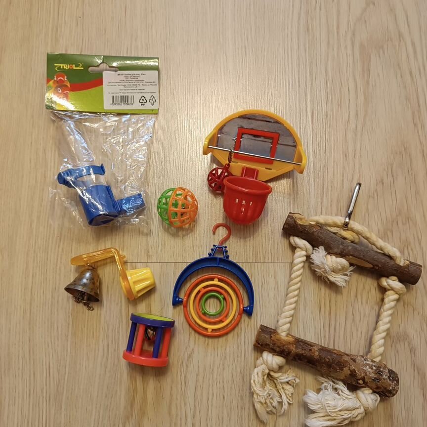 Игрушки для попугая