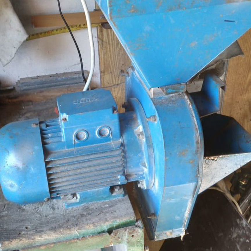 Дробилка для зерна бу