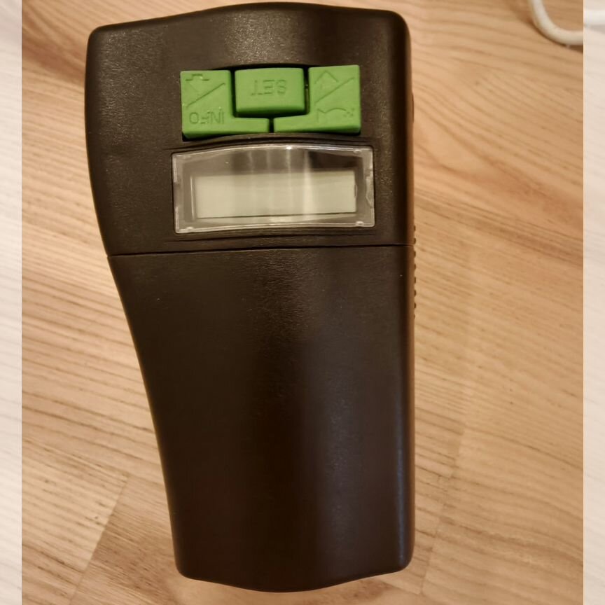 Автоматическая кормушка для рыб tetra