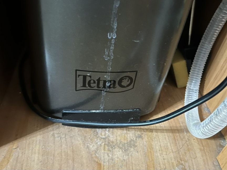 Аквариум с тумбой 200 литров