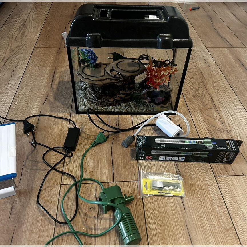 Аквариум и аксессуары