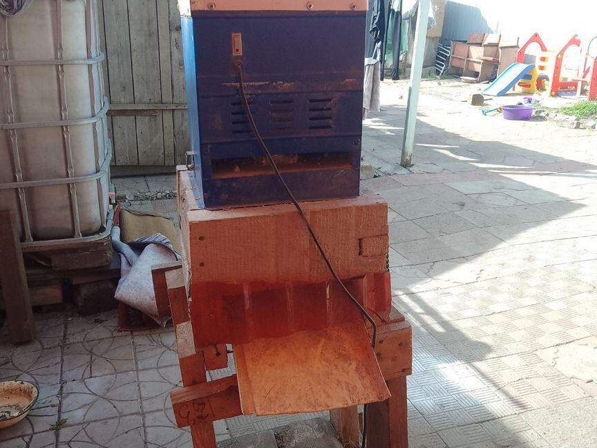 Зернодробилка