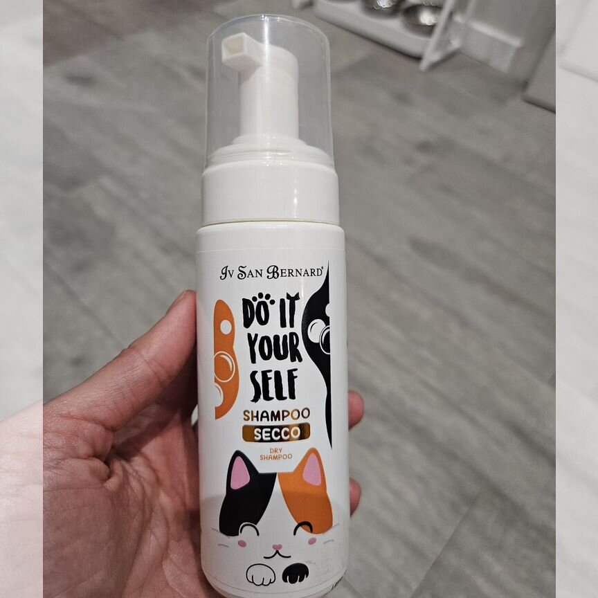 Шампунь-мусс сухой для собак и кошек