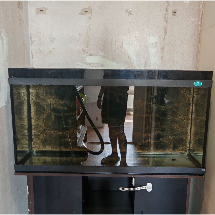 Аквариум с тумбой 320л