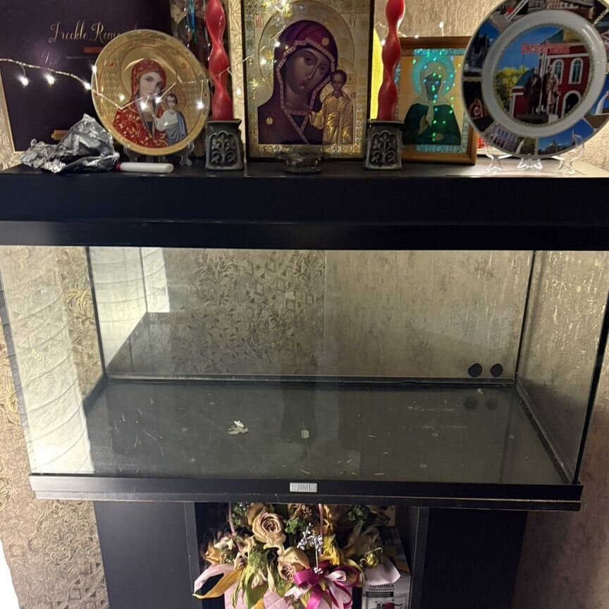 Аквариум с тумбой 112 литров