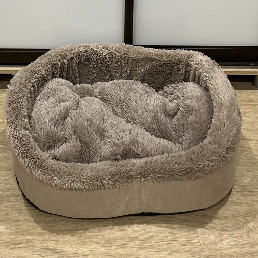 Лежанка для кошек и собак