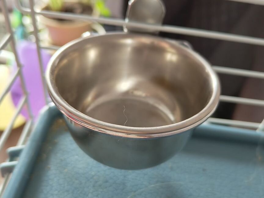 Миска металлическая с держателем