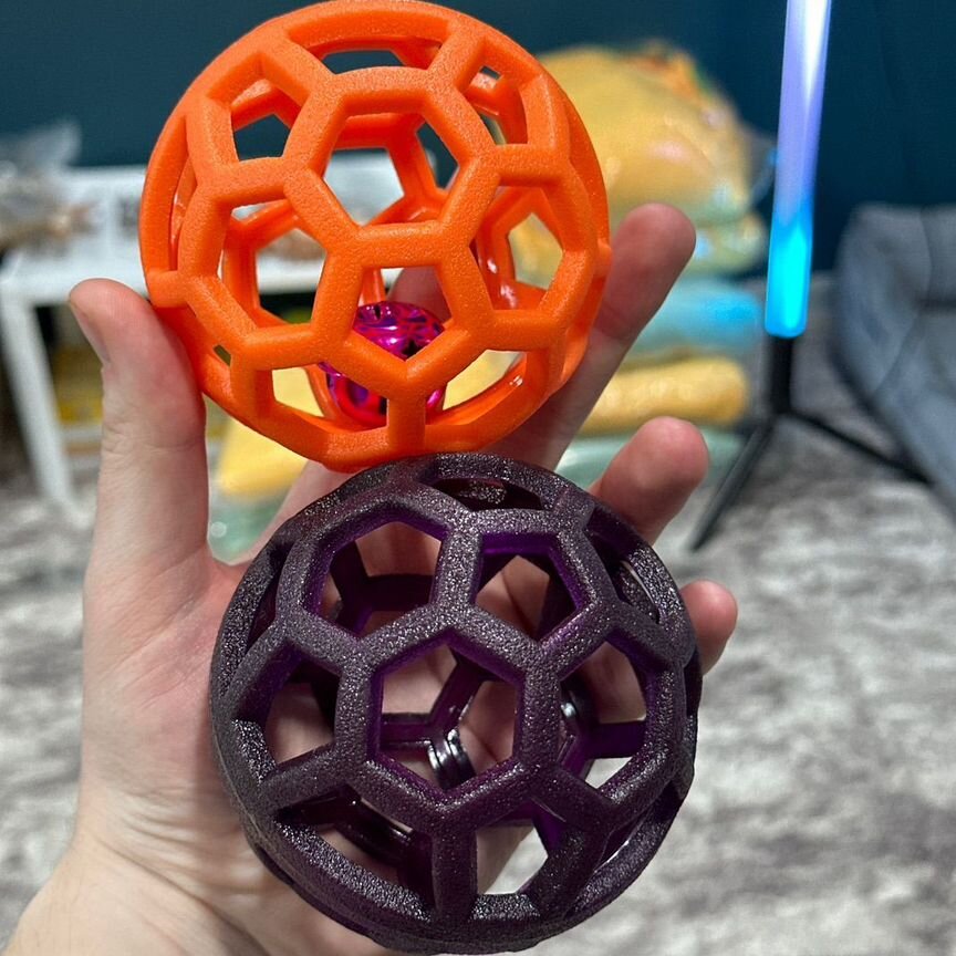 Резиновый мяч для собачек