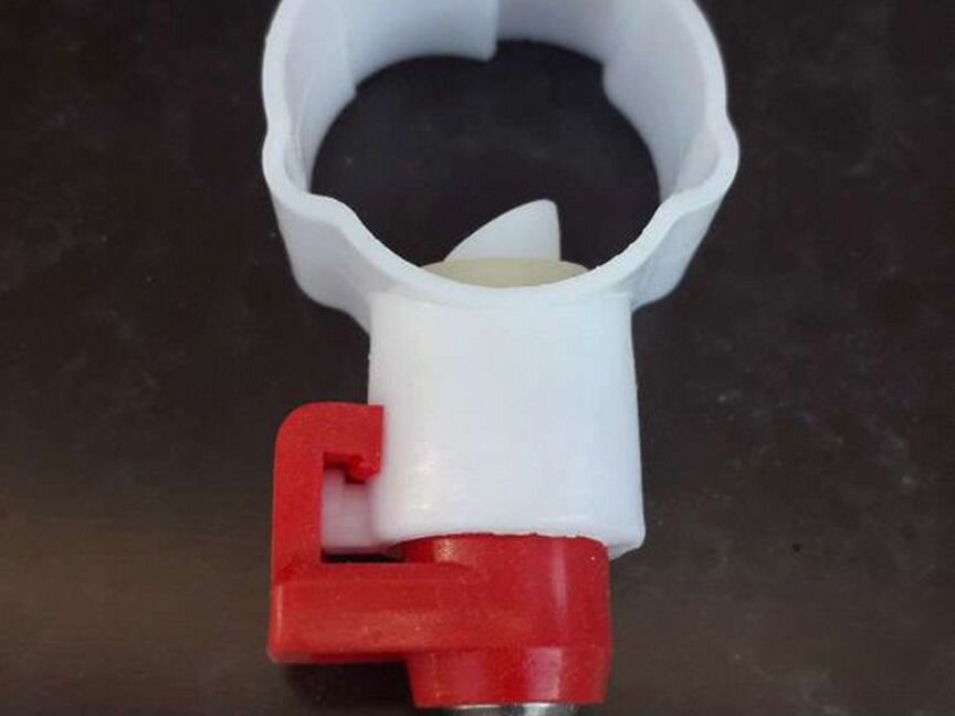 Нипельные поилки