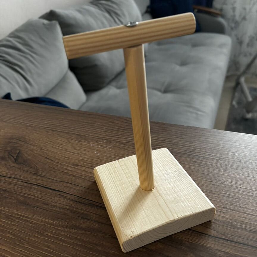 Жердочка для попугая