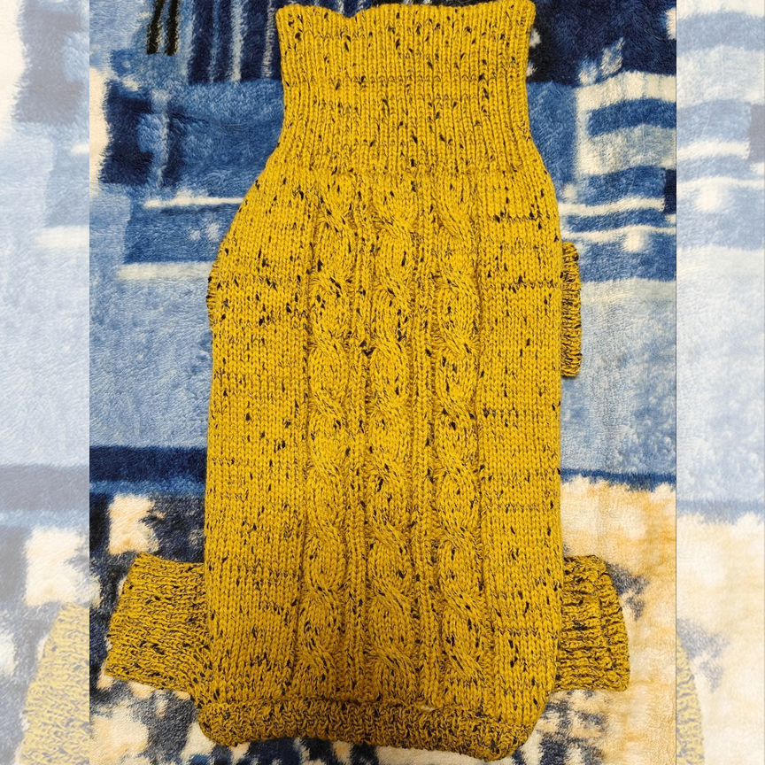 Комбинезон вязаный для собак мелких пород