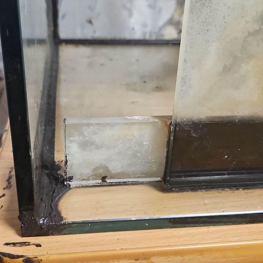 Продам аквариум