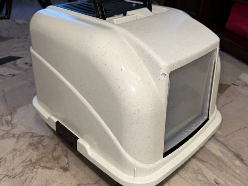 Кошачий лоток закрытый