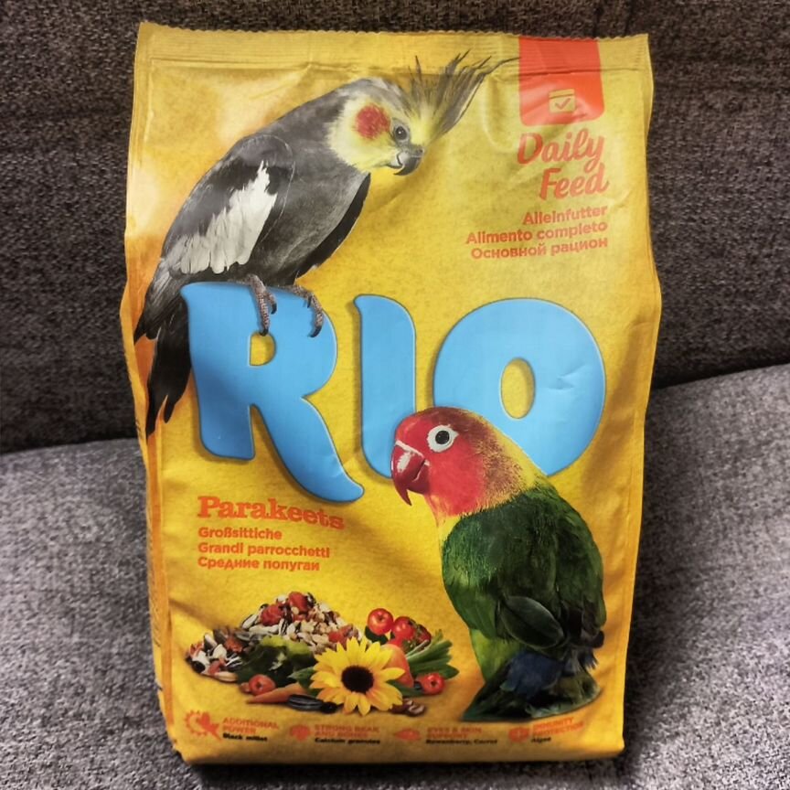 Корм для средних попугаев 1 кг RIO