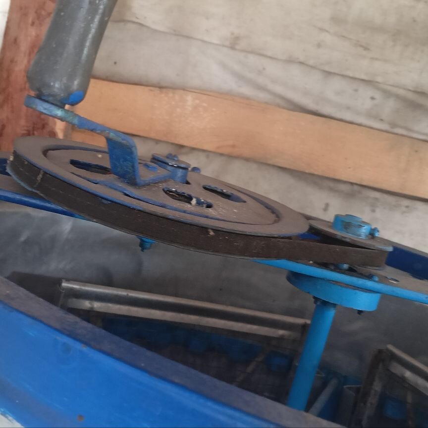 Медогонка 4 рамочная