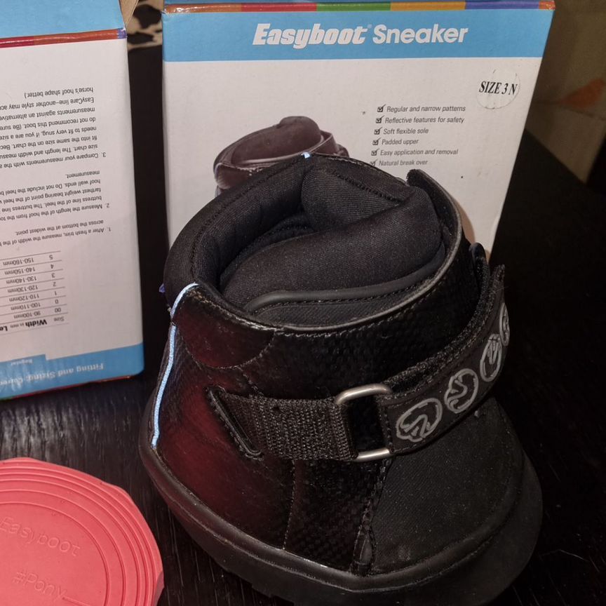 Ботинки новые.Размер 3N