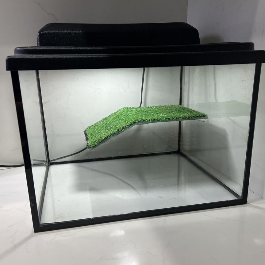 Аквариум террариум с крышкой