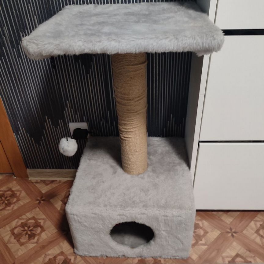 Когтеточка домик для кошки бу