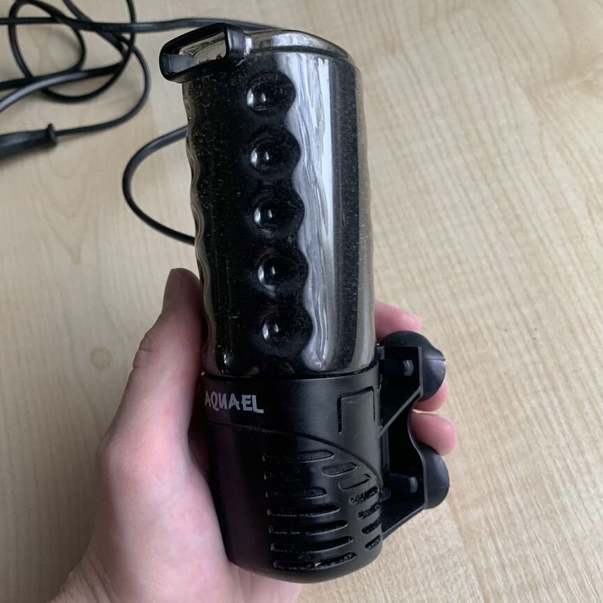 Внутренний фильтр для аквариума до 100 л